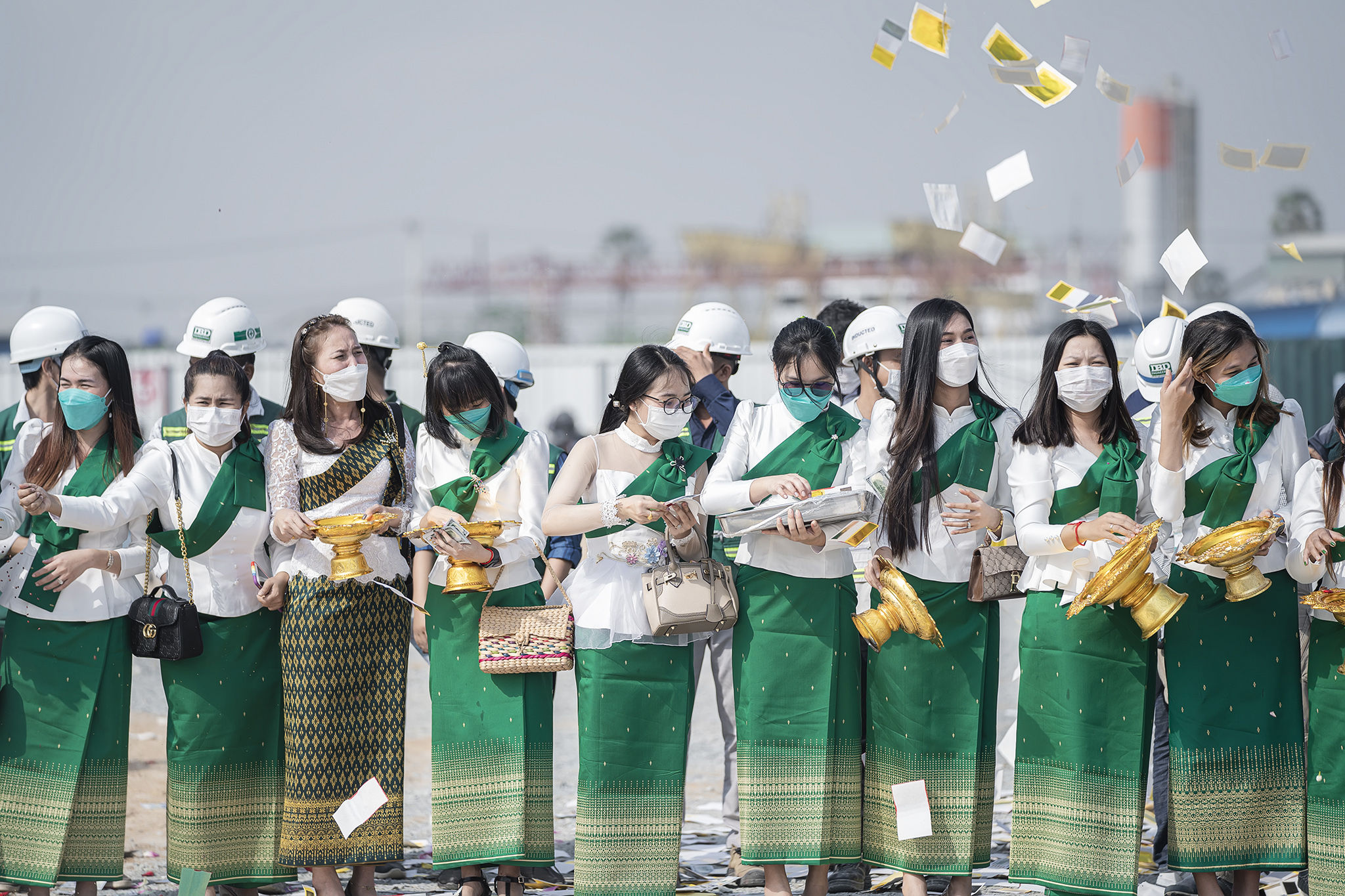 កម្មវិធីបញ្ចុះបឋមសិលាបើកការដ្ឋានសាងសង់ការរិយាល័យកណ្តាលថ្មីរបស់ DBD ...