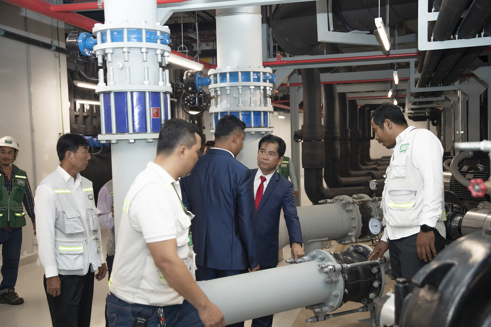 ផ្សារទំនើប ជីប ម៉ុង ២៧១ មេហ្គាម៉ល ចាប់ផ្តើមដំណើរហើយ! – DBD Engineering Plc.